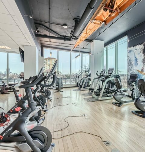 Country Club Towers | Studio, 1 & 2 Bedroom Apartments In Denver, CO